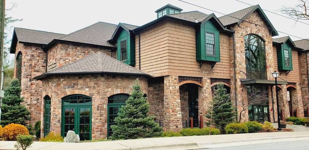 Blowing Rock, NC Visitors Guide